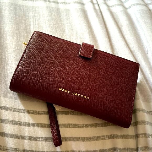 Marc Jacobs | Bags | Marc Jacobs Wrist Wallet | Poshmark